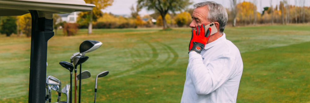 Work emails, calls on golf course worsen performance, study finds ...