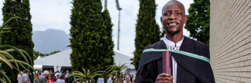 Master’s study highlights plight of Zimbabwean migrants with ...