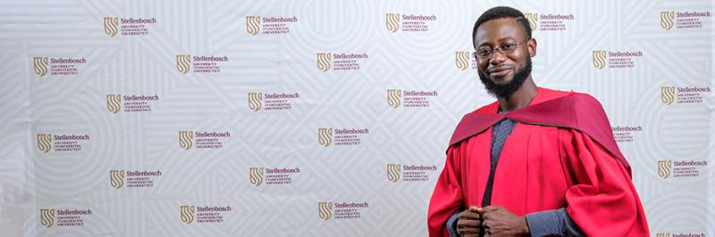 Study explores use of invasive Port Jackson trees, plastic bags to ...